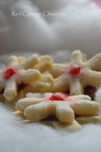 Raspberry Snowflake Cookies - Red Cottage Chronicles