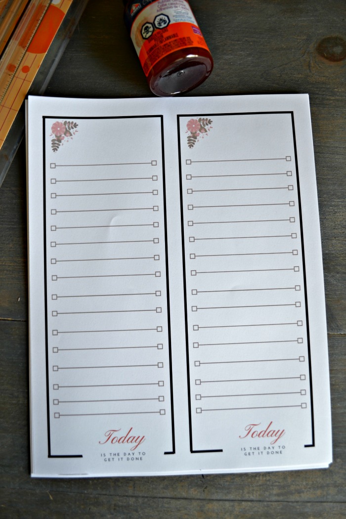 Easy Tear Off DIY Notepad - Red Cottage Chronicles
