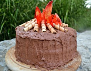 Celebrate summer with this easy chocolate campfire cake