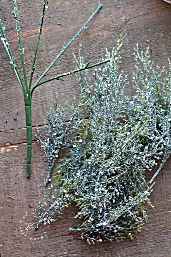 Rustic Evergreen Christmas Wreath Welcomes in the Holidays - Red ...