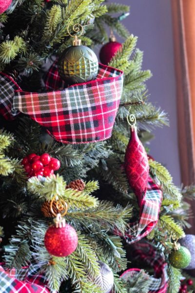 Red and Green Christmas Tree - Red Cottage Chronicles