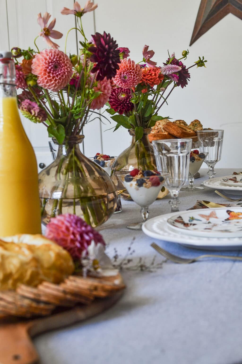 Autumn Brunch Table Setting - Red Cottage Chronicles